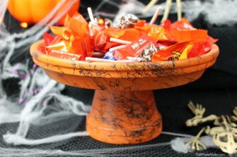 21 Halloween Crafts To Sell For A Profit