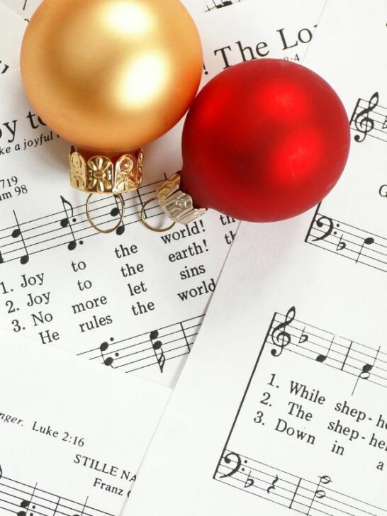 31 Festive Christmas Side Hustles