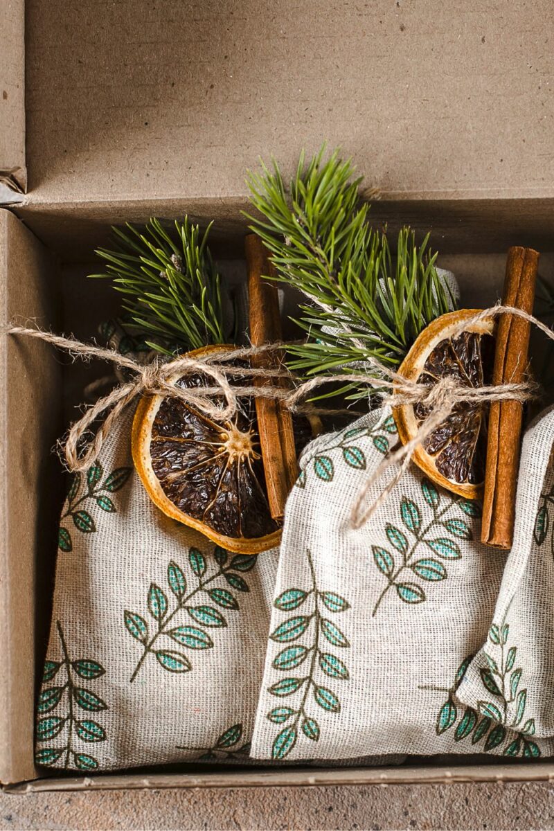 16 Pinterest Christmas Crafts To Sell