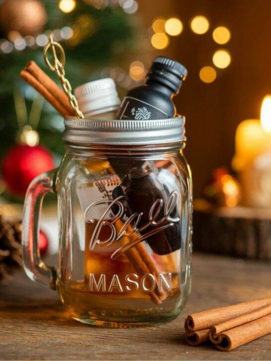 31 Simple and Festive Best Christmas Gifts in a Jar